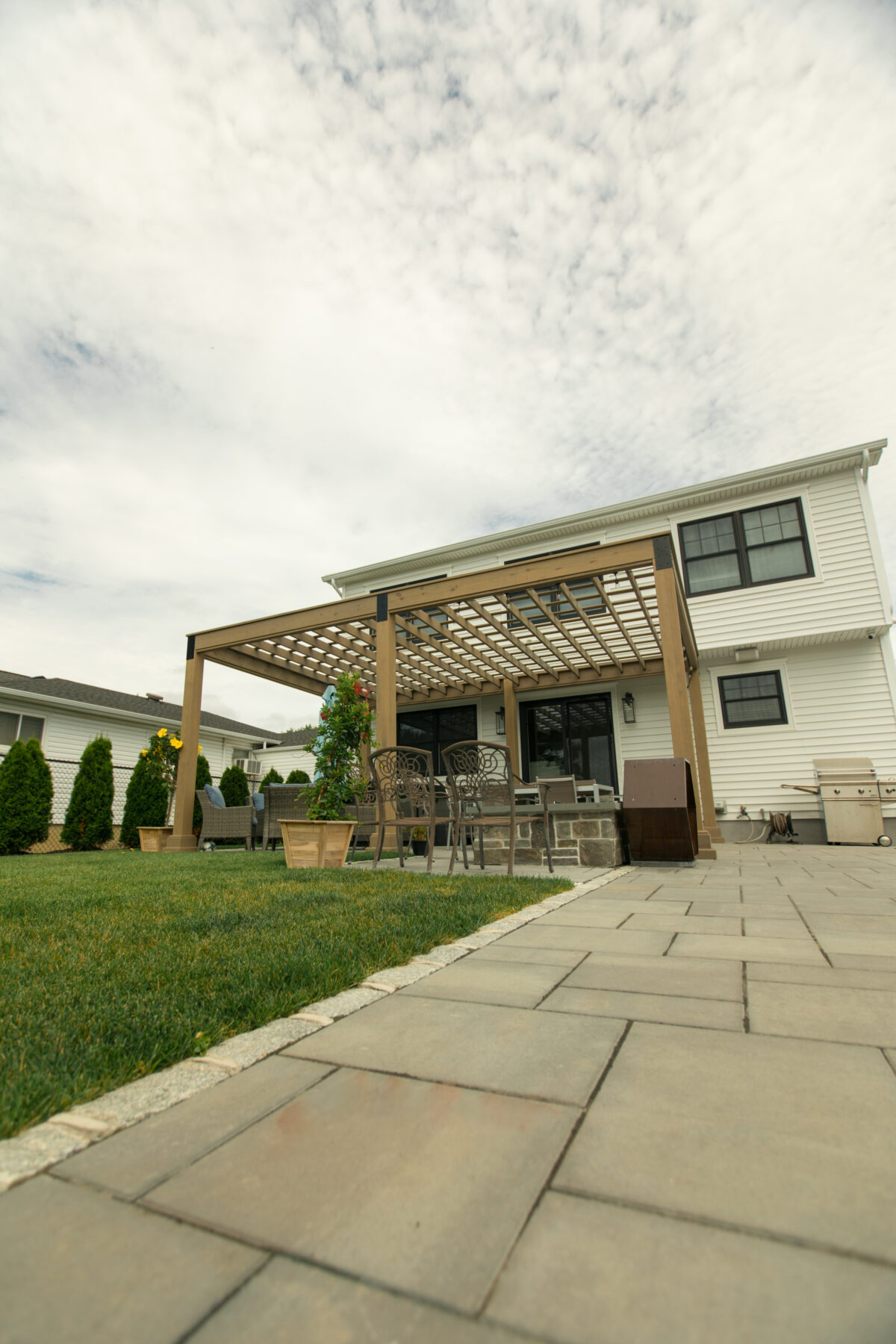 The Modern Residential Pergola - Pencroft